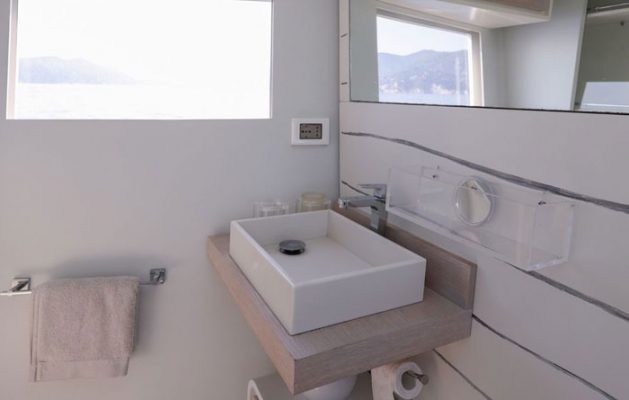 LUCE GUIDA – Ocean Five